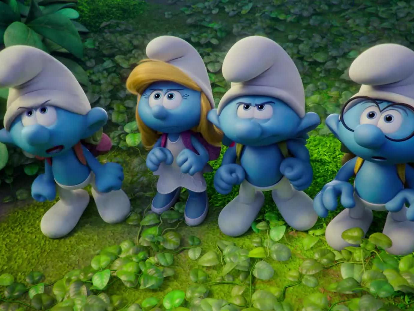 The Smurfs Smurfette And Clumsy Clumsy Smurf Stock Photo Download