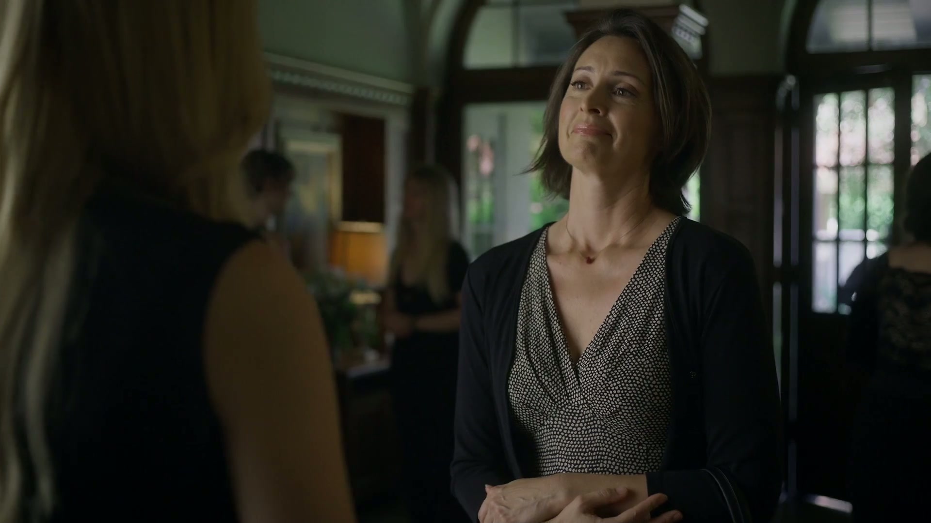 - Carrie.- Hi Jackie. - Betrayed by Love | Clip.Cafe