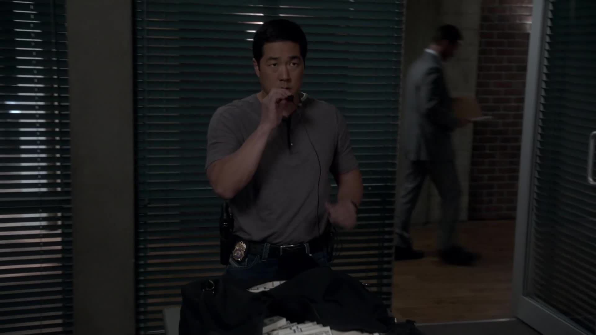 (Cho) It's a very sensitive mic. (Cho) We'll be able tocommunicate the ...