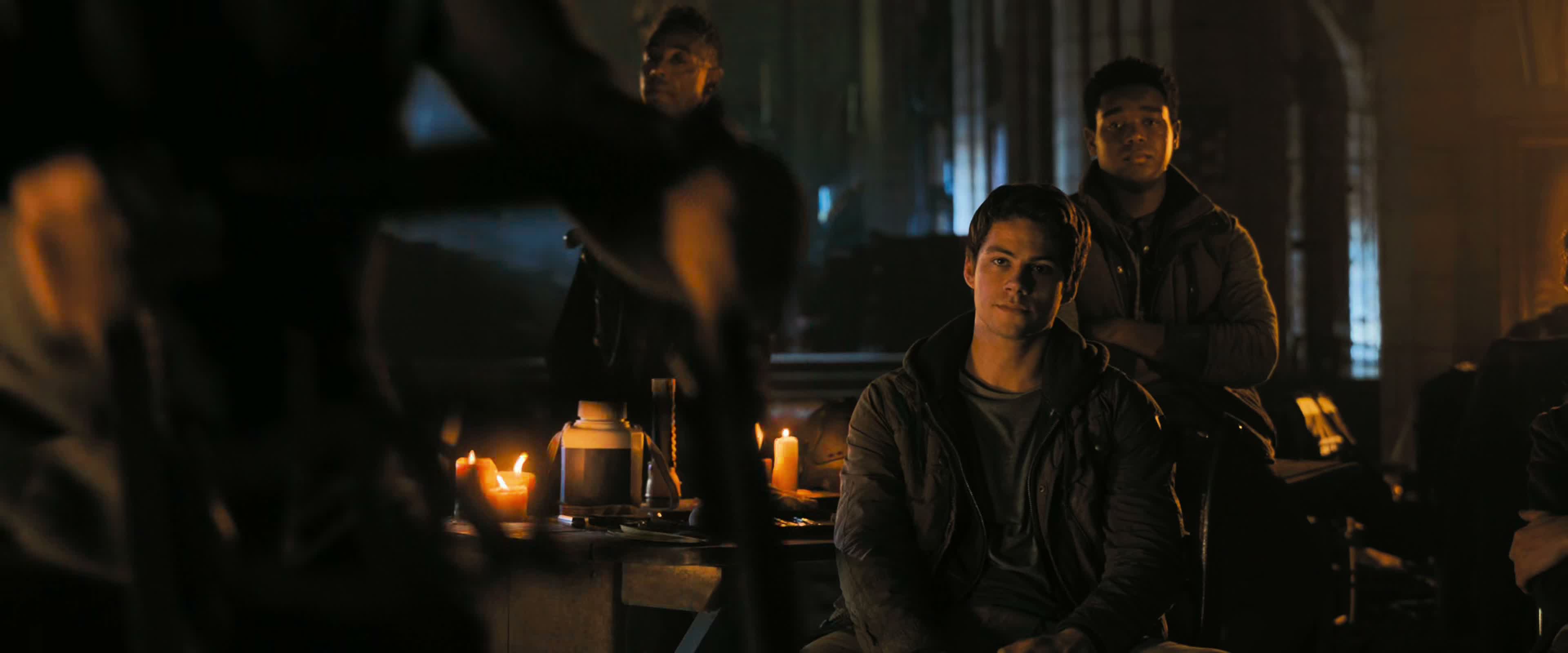 Don't look at him. Why are you looking at him? Look at me. - Maze ...