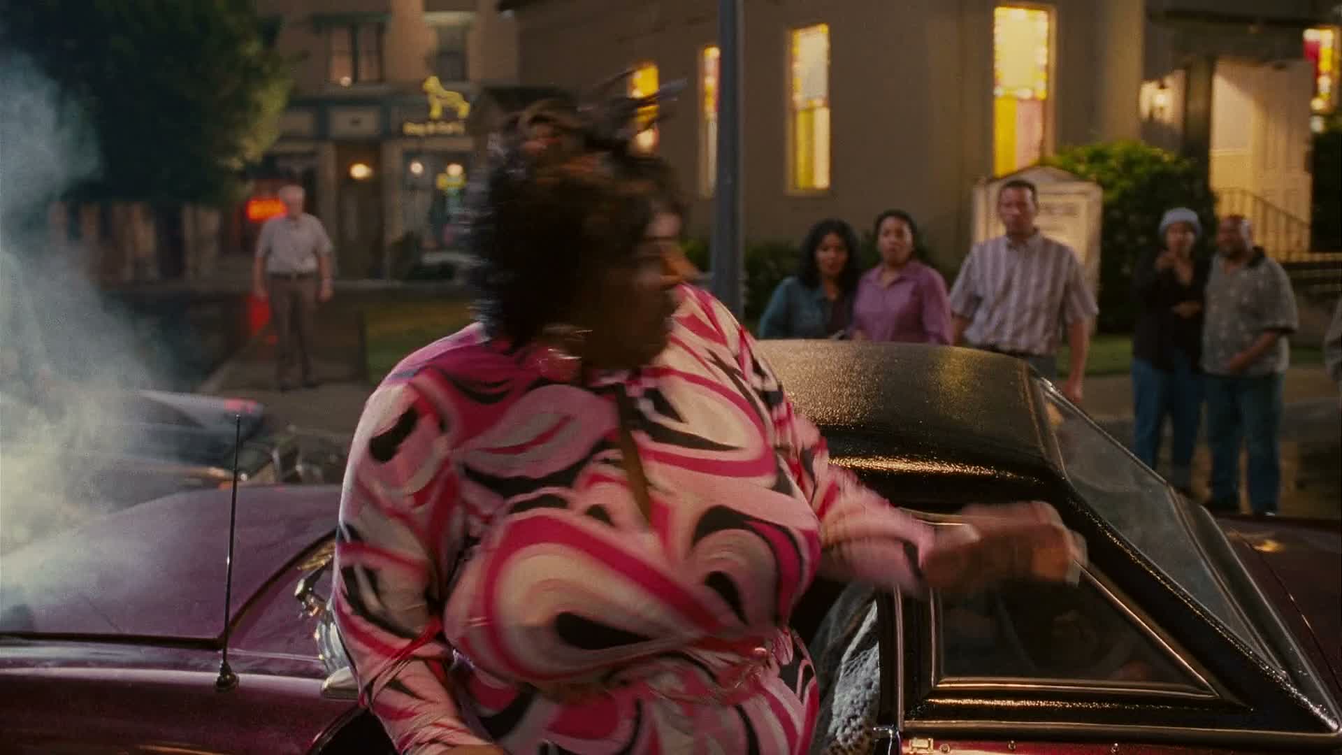 Give me that crowbar.I got some killing to do. - Norbit | Clip.Cafe
