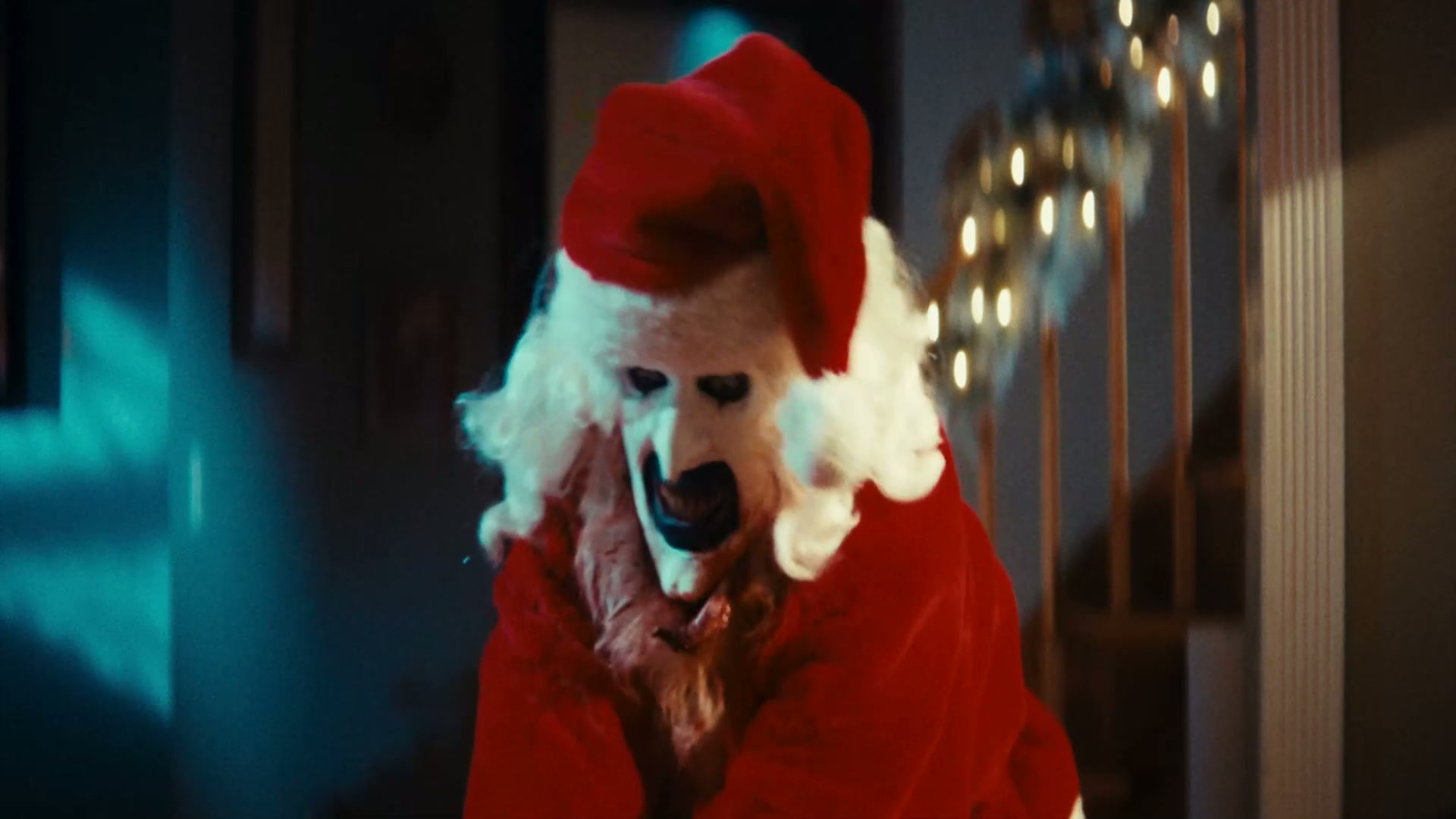 (GROANS) (BODY THUDS) - Terrifier 3 | Clip.Cafe
