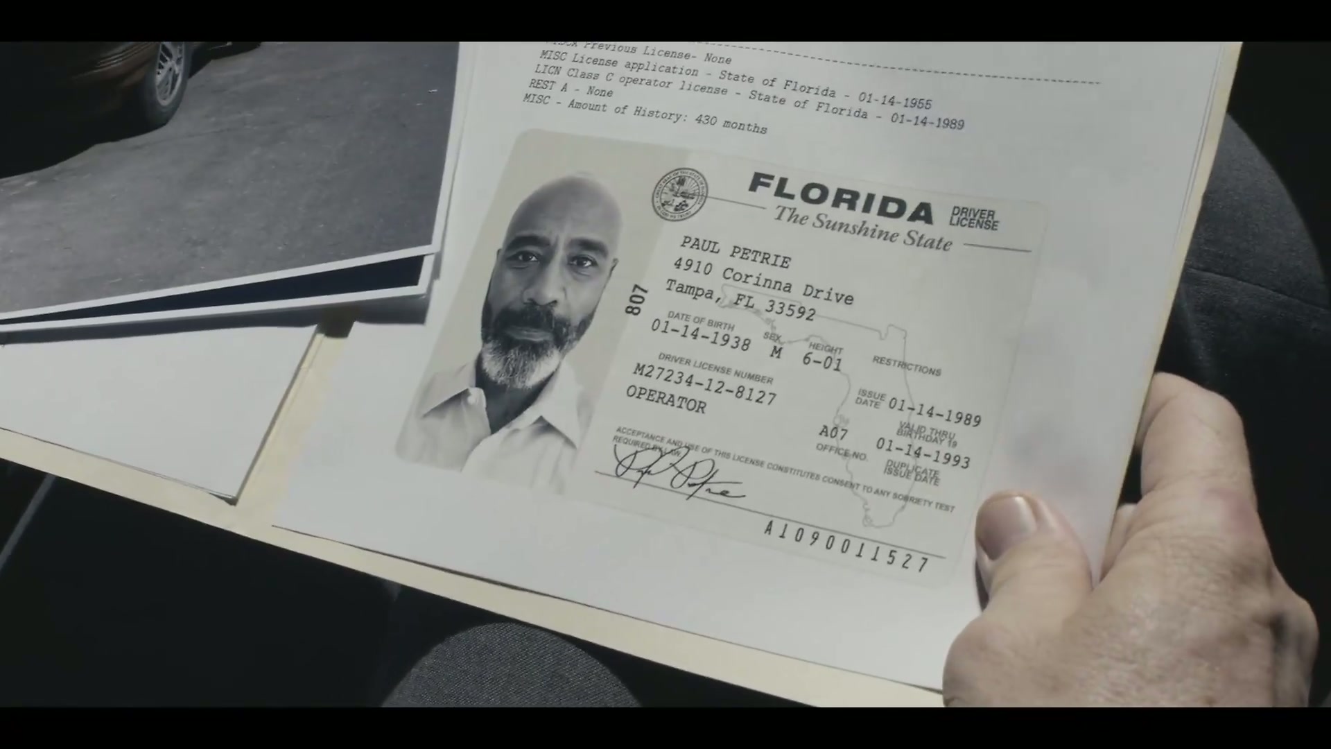 Why would Petrie drivefrom Tampa to Miami - to commit three murders ...