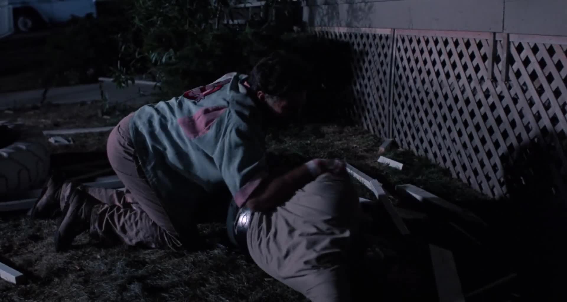Harv... are you okay? I-I swallowedmy chewing tobacco. - Critters ...