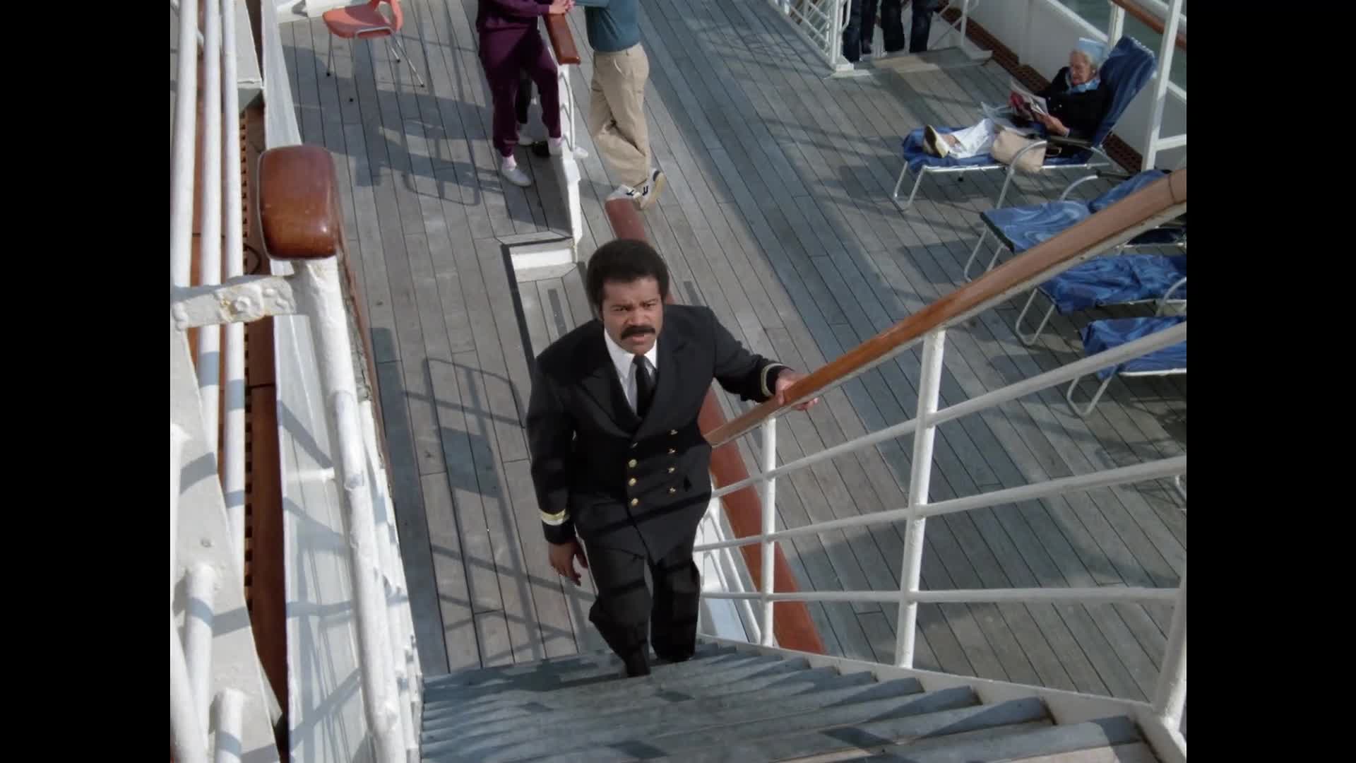 "Hey, Isaac! If you wait a couple of minutes,I'll go ashore with you ...