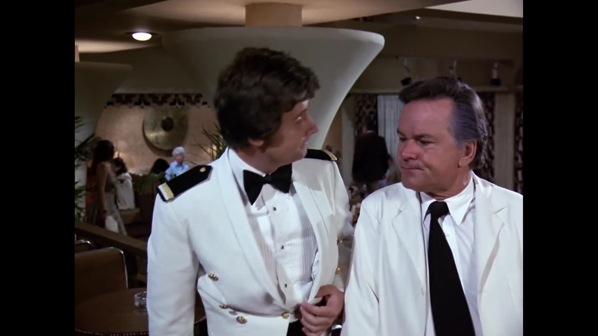 Hey, Teddy, what's happening? Too much. Good evening. Good evening. I ...