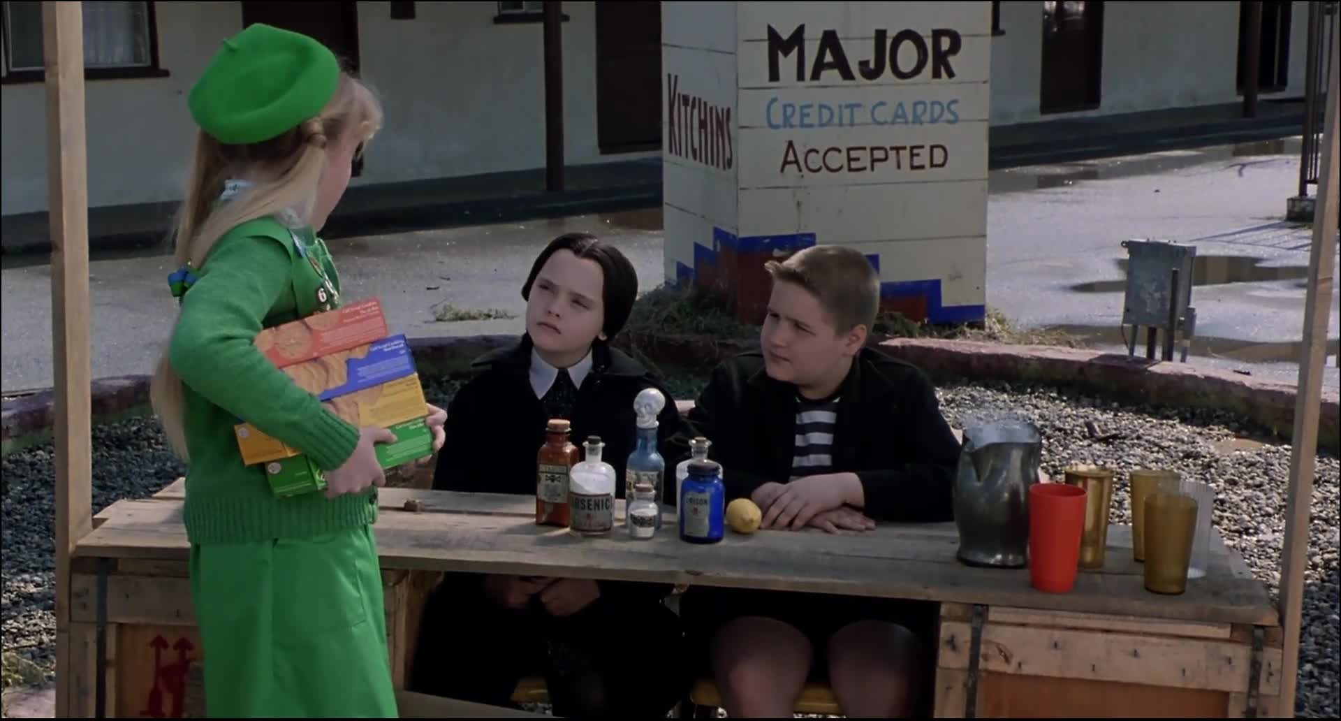 - Is this made from real lemons?- Yes. I only like all-naturalfruits ...