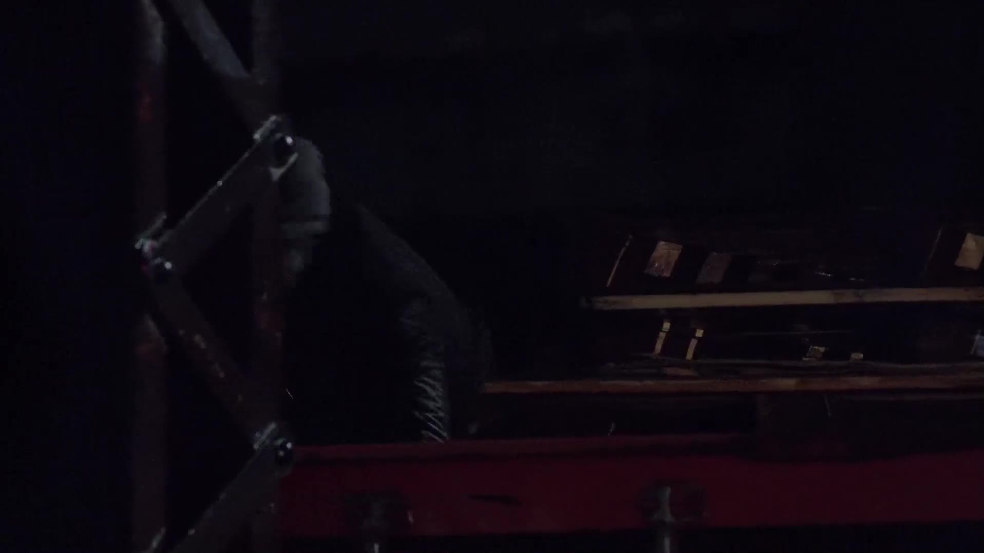 "It's Mark!He's on the move! I'm going after him! No! You and Maxget ...