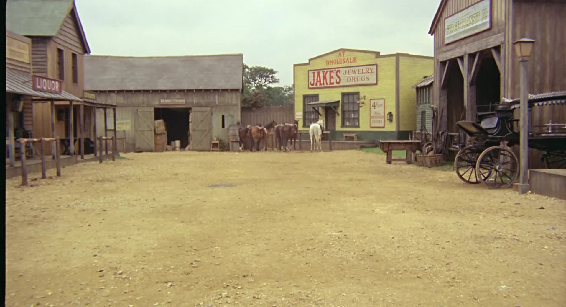 Knutt, where are you? Here, Rumpo. No, here. - Carry on Cowboy | Clip.Cafe