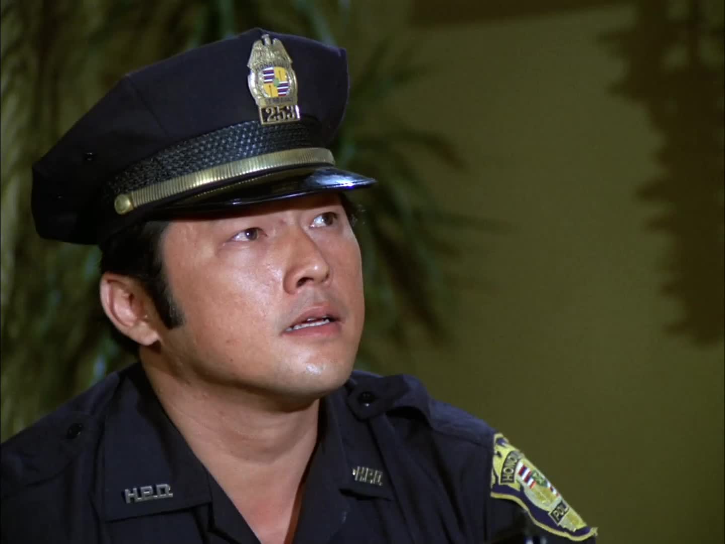 OFFICER! HOLD YOUR FIRE! OFFICER, I'M COMING OUT. WHERE IS HE? HE'S NOT ...