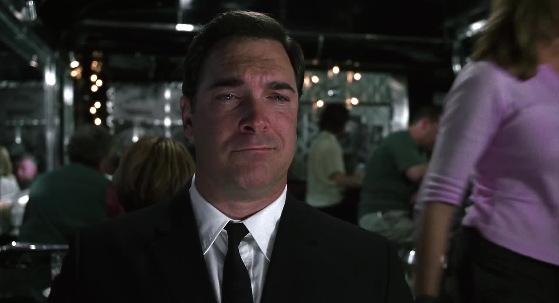 Mmm. Oh. Good pie.Yeah. Crowded. Well, they got good pie - Men in Black ...
