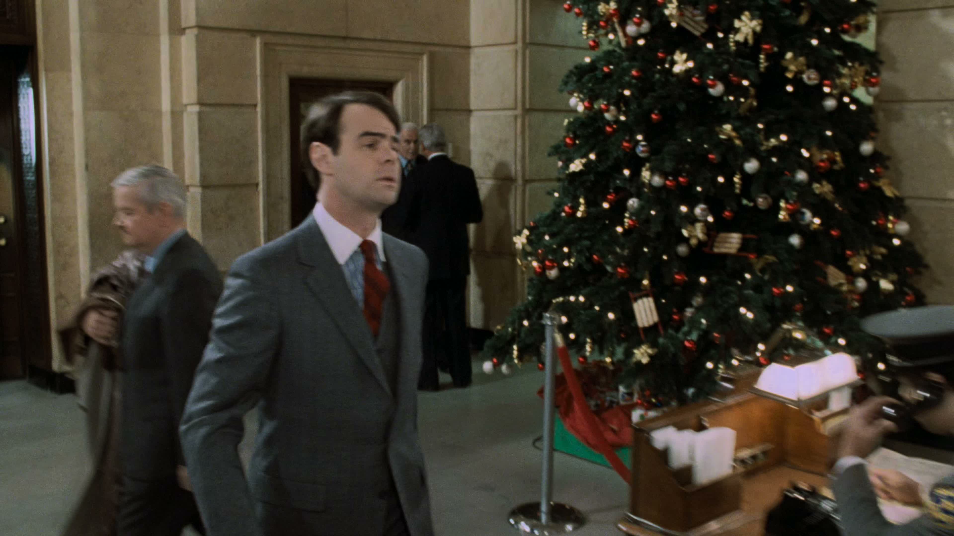 - Morning, Mr Winthorpe.- Good morning. - Morning, Mr Winthorpe ...