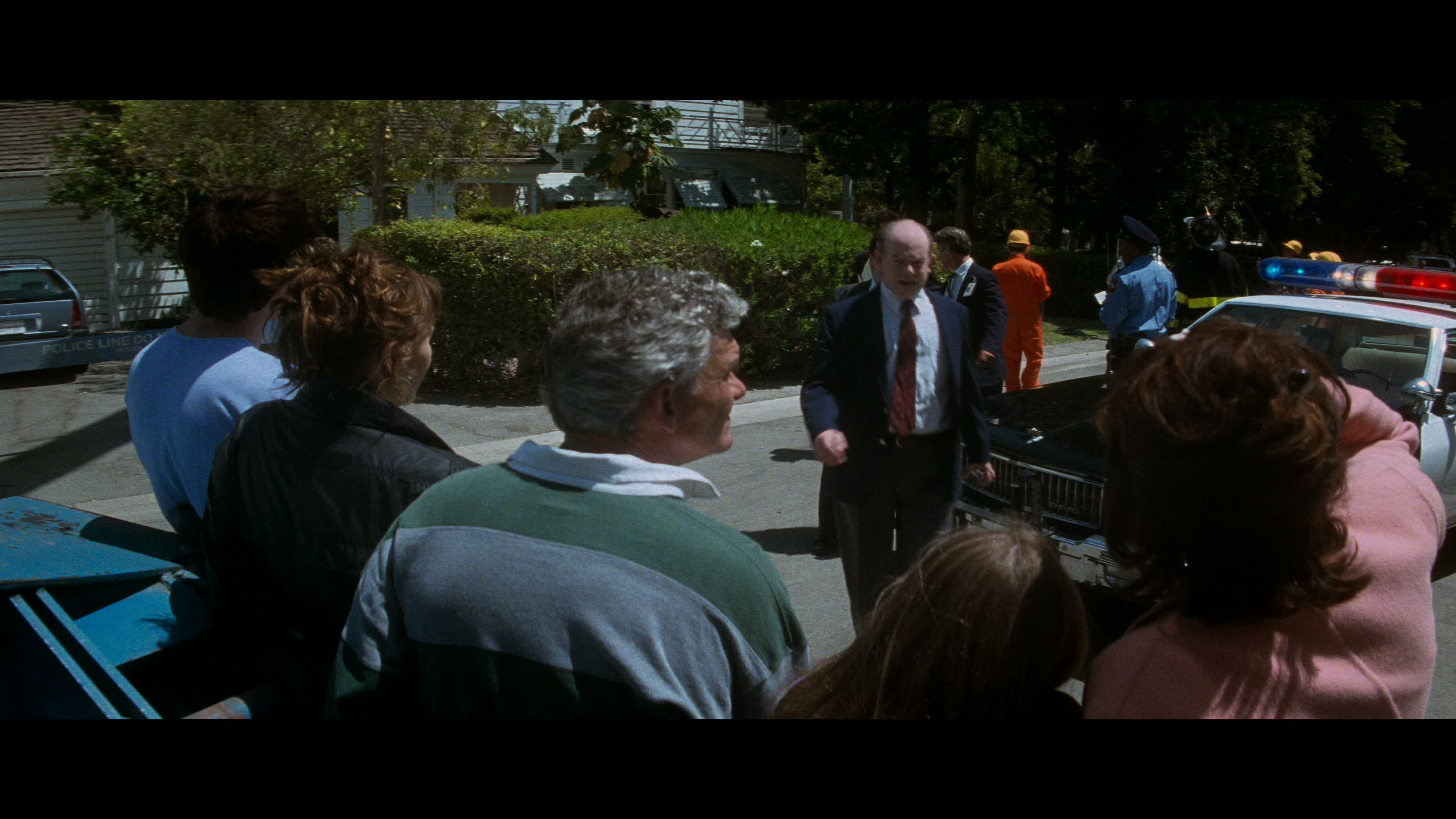 Ms darko? I'm Bob garland.I'm with the faa. - The what?- I'm with the ...