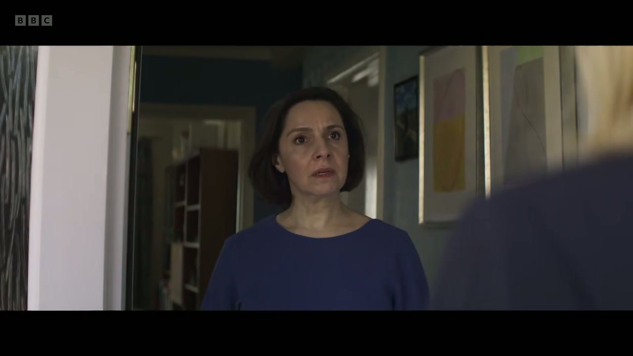 Nicci!Is Hannah here? What? I need to speak to your daughter.Why? Why ...
