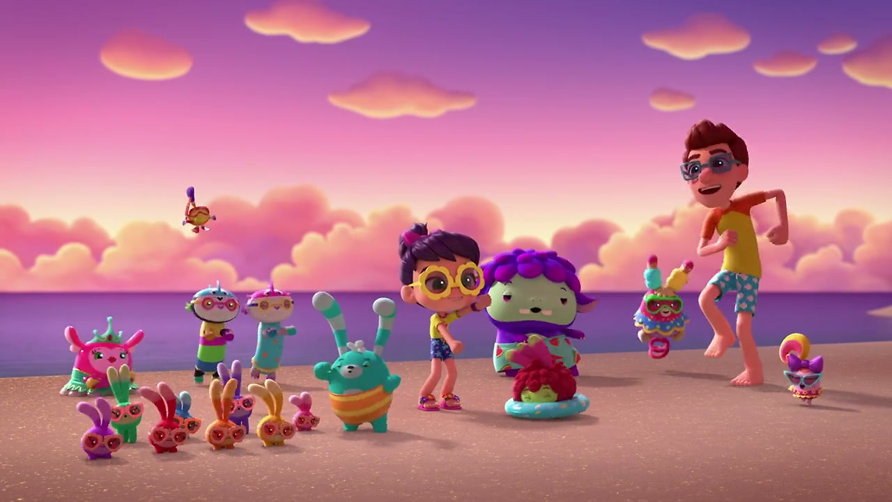 Now our beach dayis almost done ♪ ♪ Abby and the Fuzzlieshad so much ...