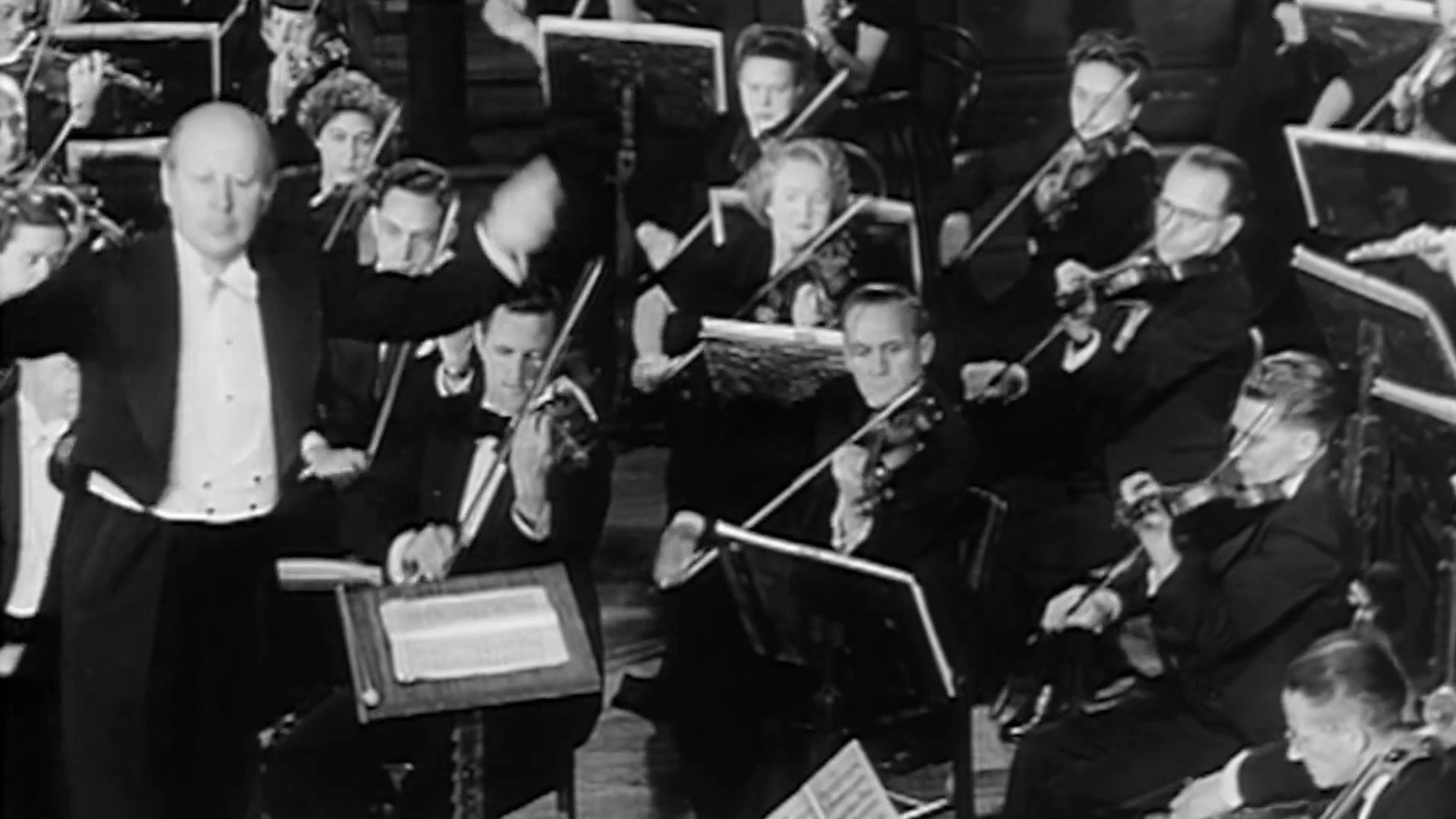 "Officially, he is the conductor of the SydneySymphony Orchestra, run ...
