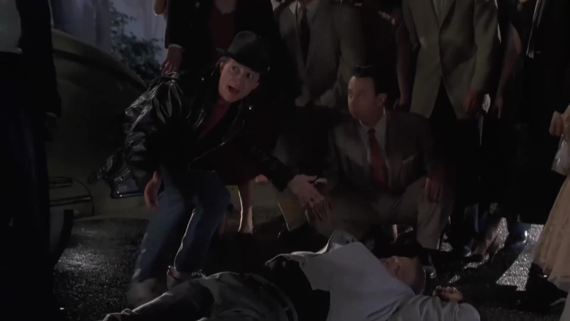 Okay, everybody let's back up now, huh? Let's back up... let's ...