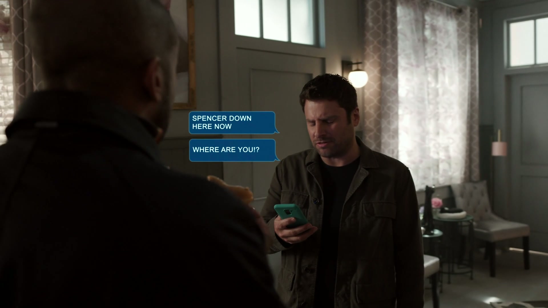 - Lassie just texted, all caps. - Psych 2: Lassie Come Home | Clip.Cafe