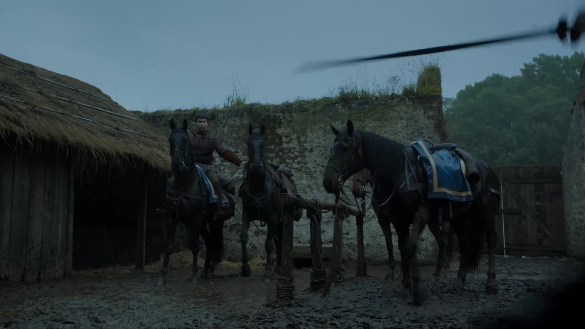 The man asked you to stay... Hyah! Hyah! - Game of Thrones | Clip.Cafe