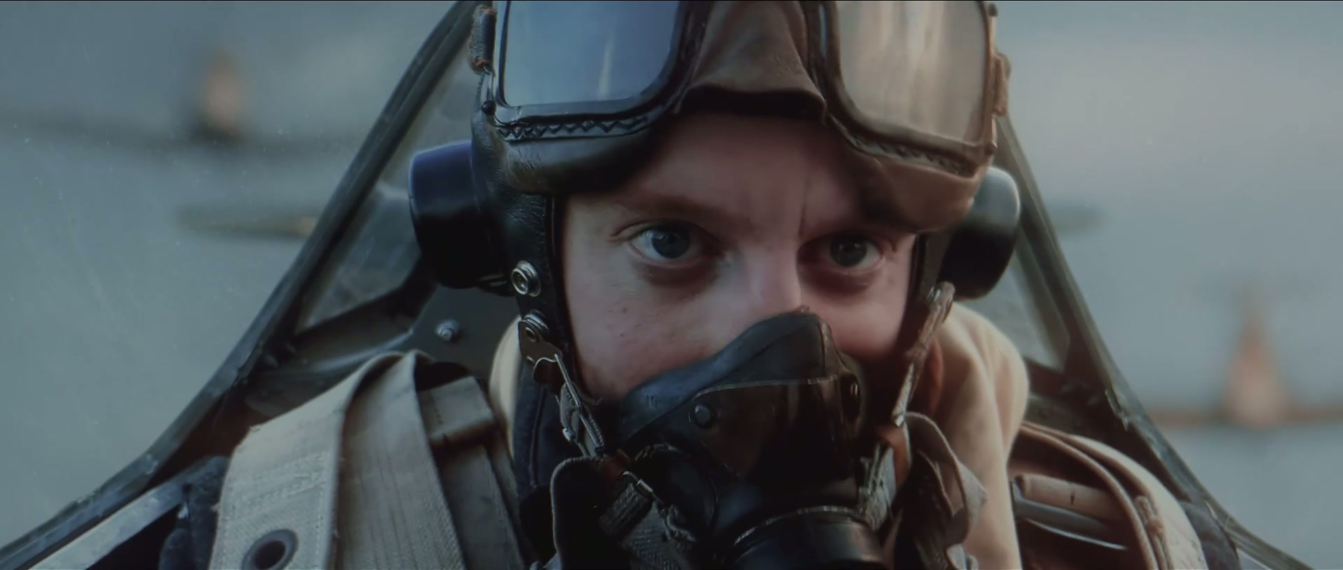 The whole of a fighterpilot's training is directed towardsthat one ...