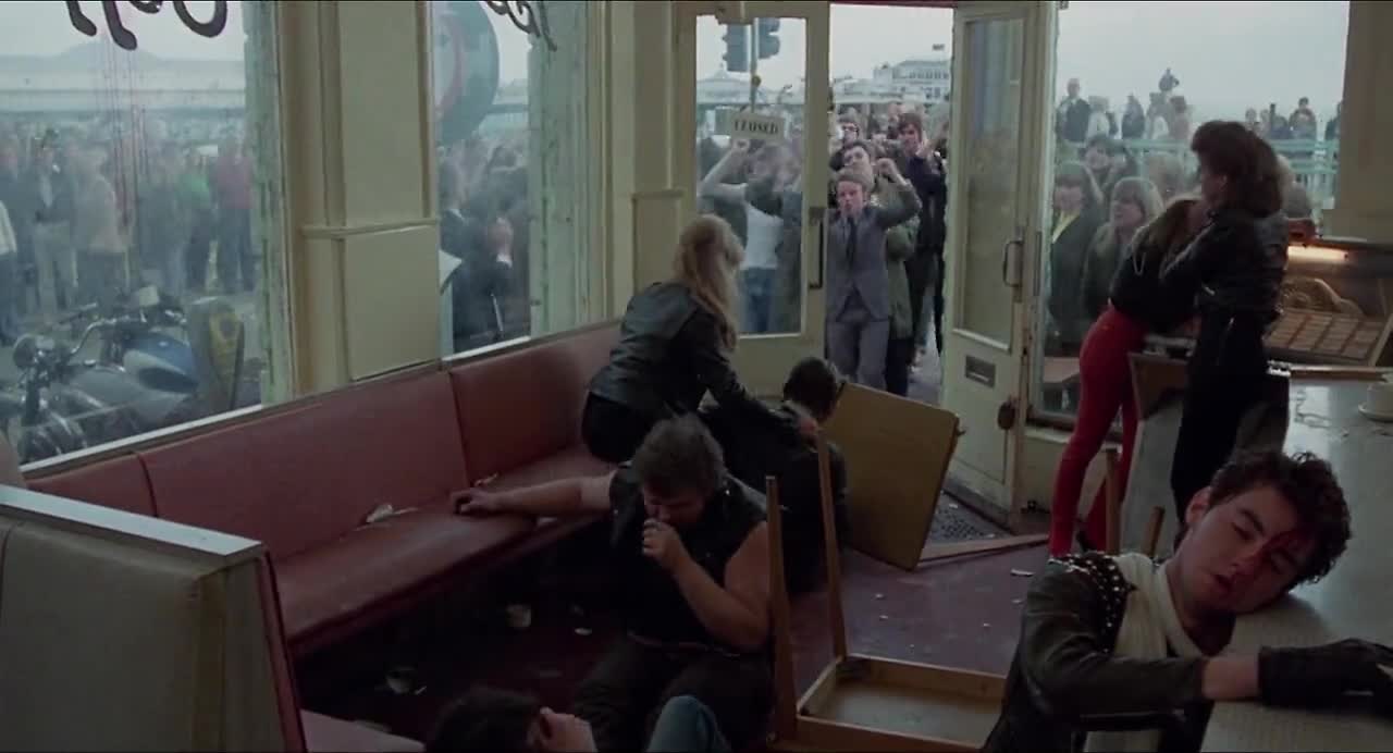 We are, we arewe are the mods ♪ ♪ We are the modsWe are the mods ♪ ♪ We ...