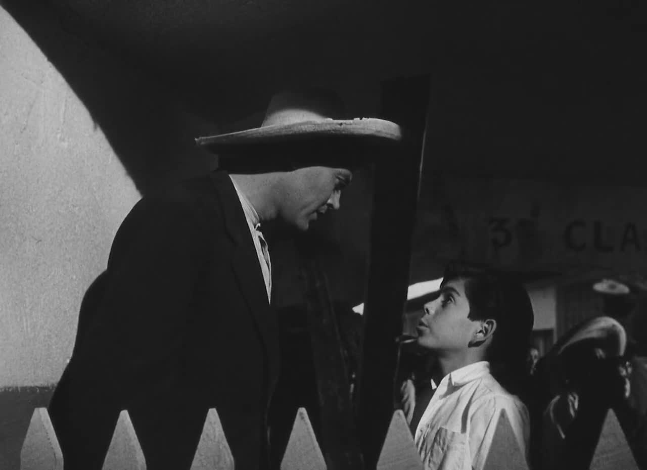 "- Why do you call me "Father"?- Don't you know me, Father? I am Luis ...