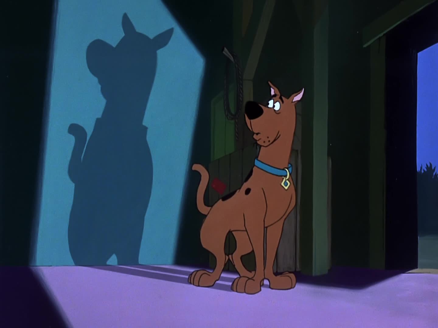 YikeS! - I think we're being followed.- Yeah, by Scooby. Hey! Wowee ...