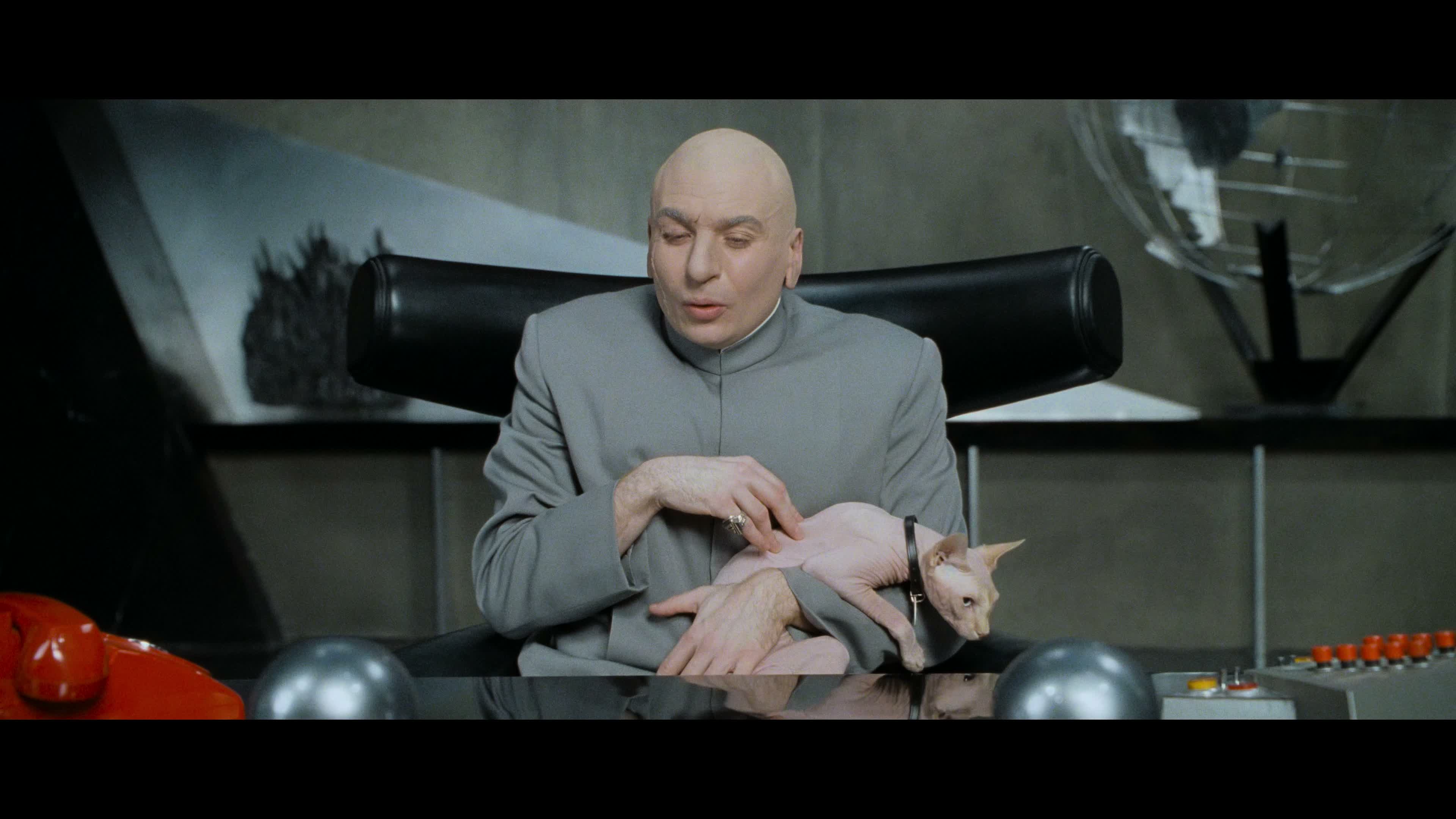 You shot me right in the arm! - Austin Powers: International Man of ...