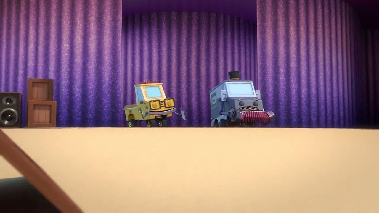 Do, re, mi, fa, so, la, ti ♪ -Honk!- That was peculiar. Let me try ...