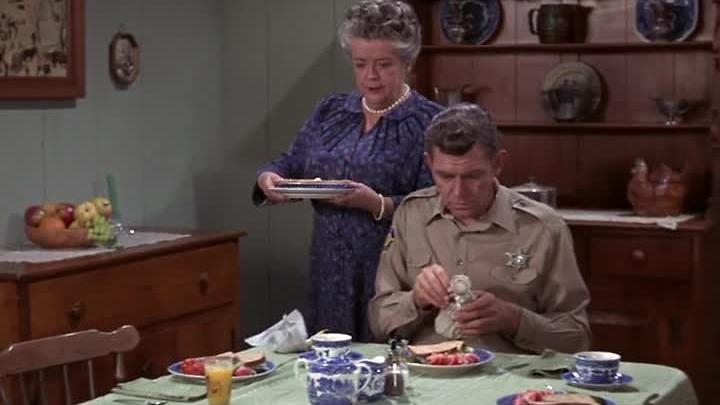 ANDY, DID YOU CALL OPIE? MM-HMM. WELL, EVERYTHING'SALL READY. OH... HEY ...