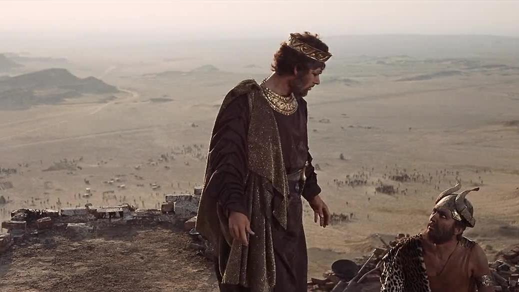 Babbling fool!Madness is in his mouth! You mock yourking's tongue ...