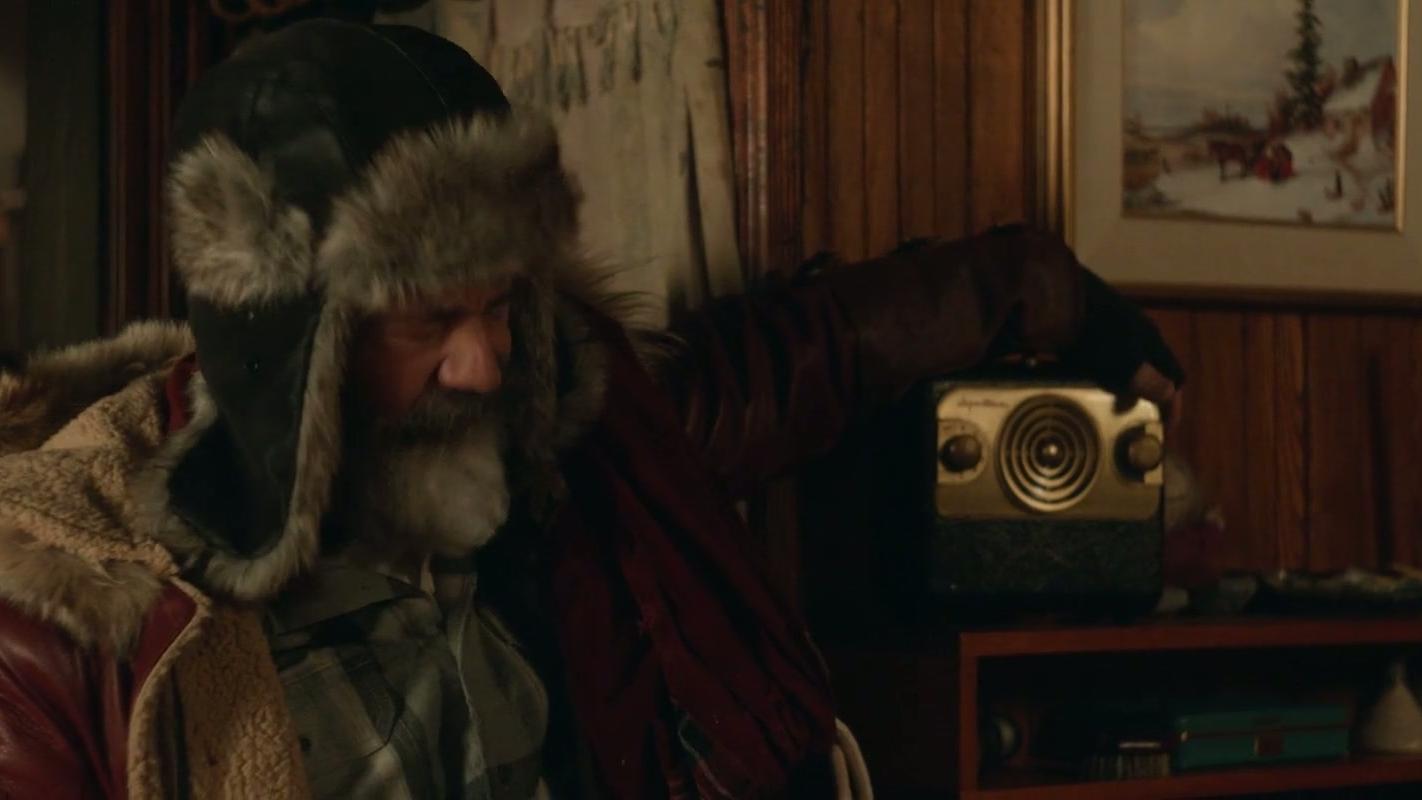 "- Chris.- Chris, the sleigh's packed and ready to go. I'll be right ...