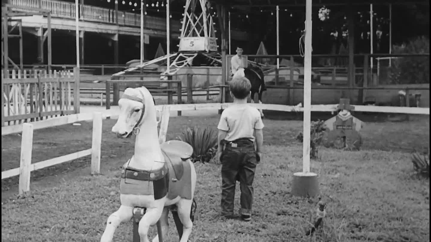 Come on. Give mea hand with this pony. - Little Fugitive | Clip.Cafe