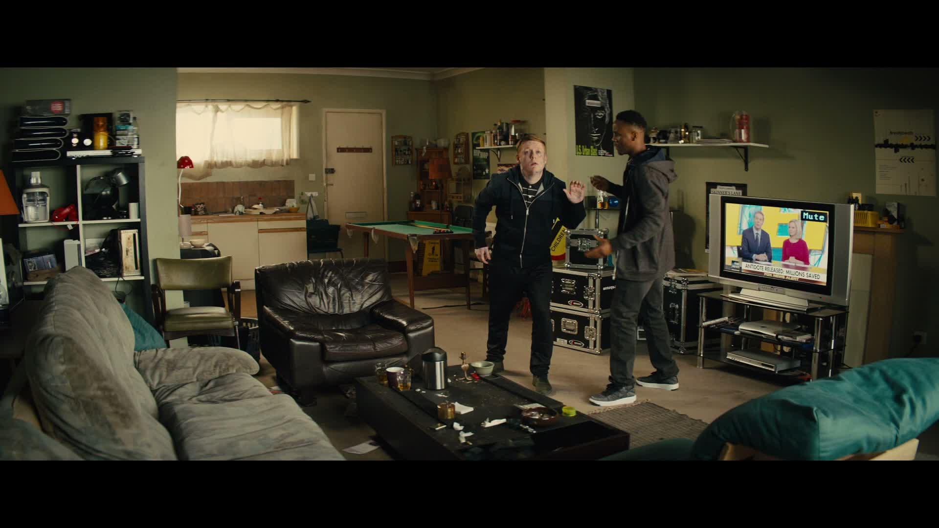 Come on, Liam. Man, come on. Yes! Yes! Yes! - Kingsman: The Golden ...