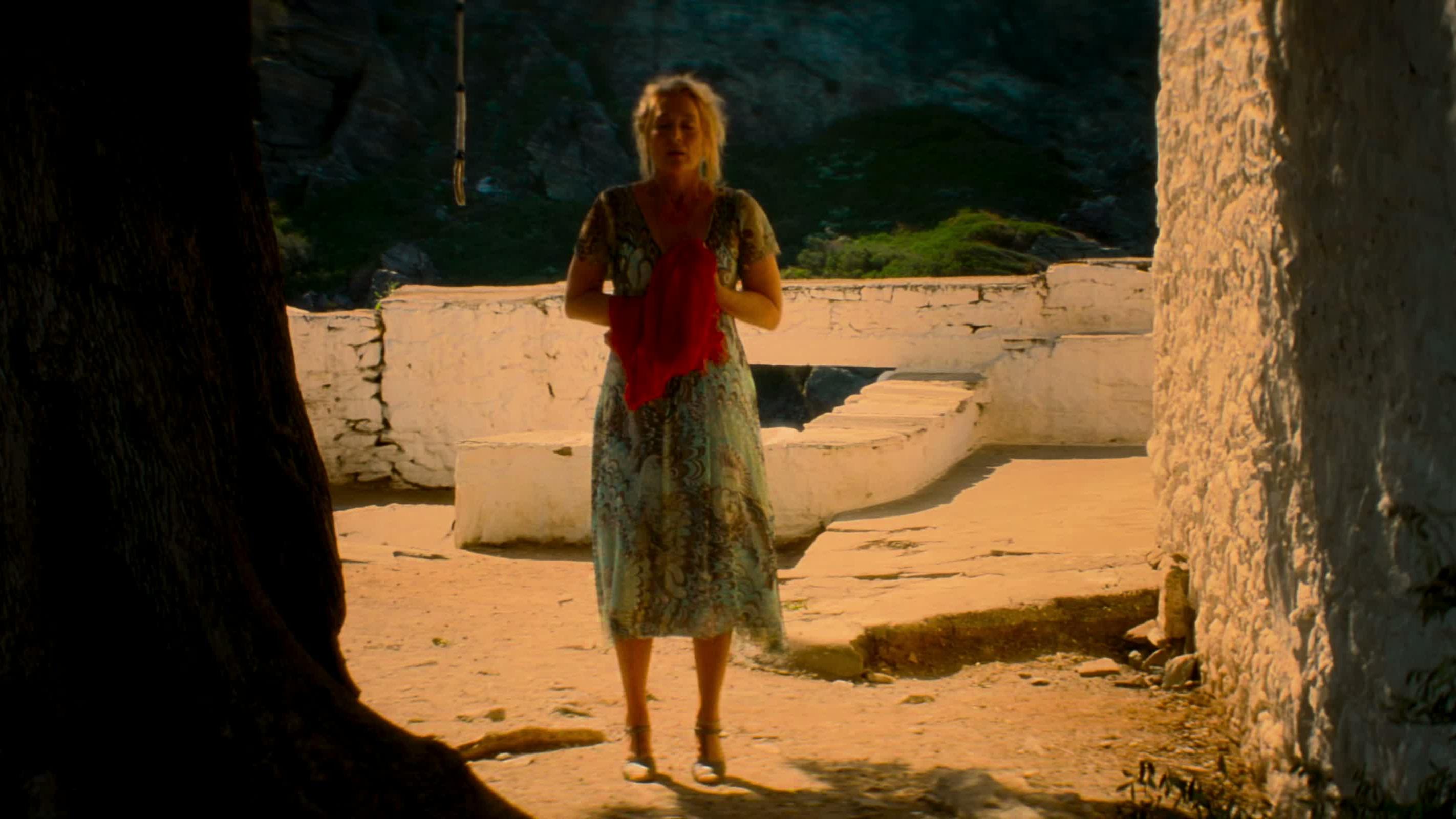 Donna, there you are. - It's okay.- They're my best shoes. - Panic over ...