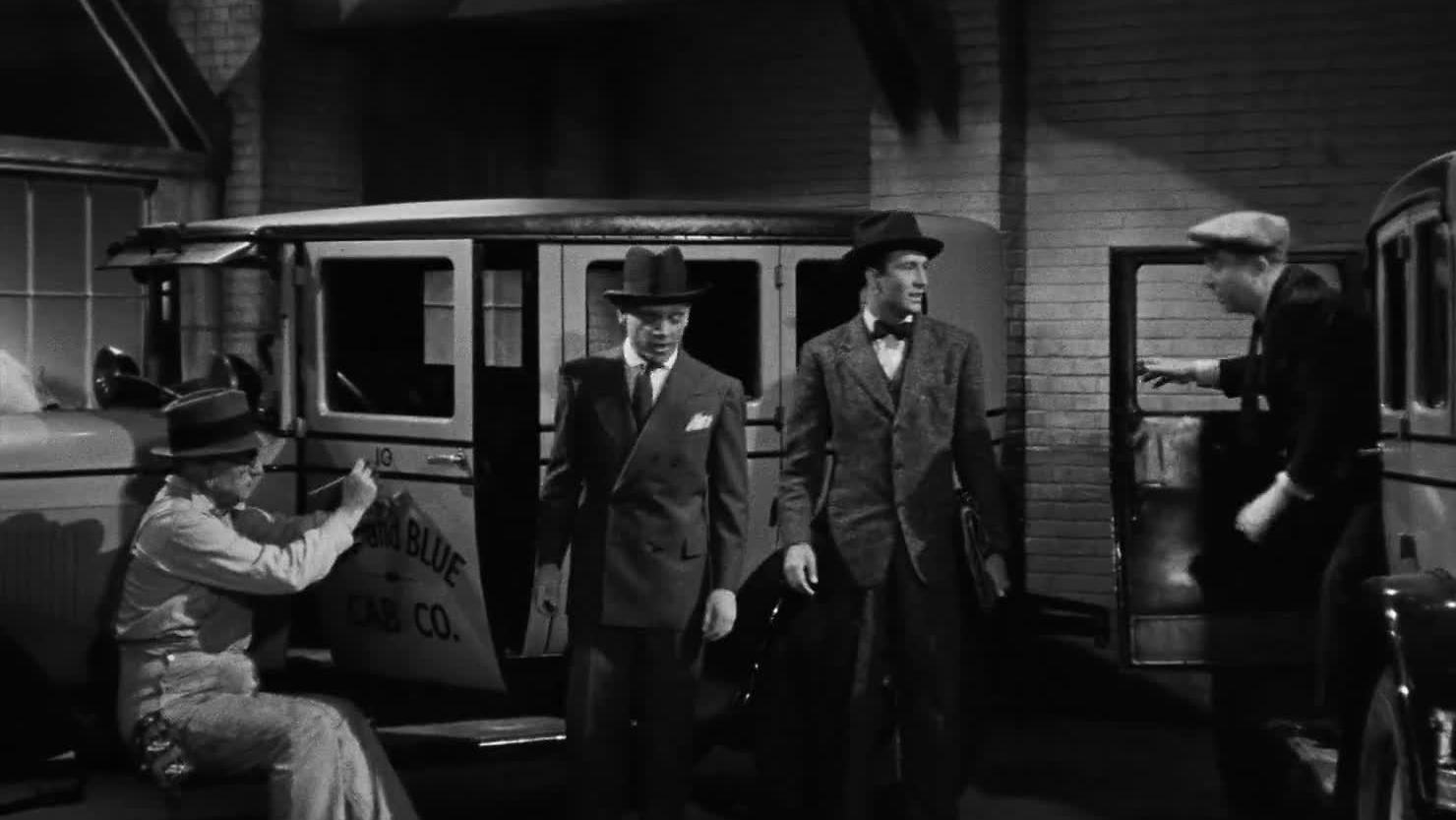 - Hi, Danny.- Hi, Danny boy. Hi, Lloyd. Holy smoke, Eddie. Another one ...