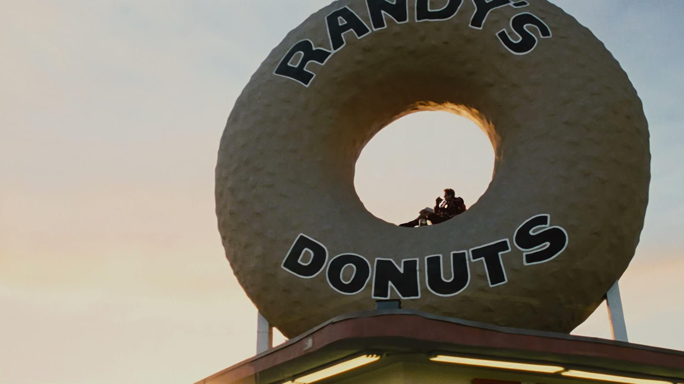 Sir! I'm gonna have to ask youto exit the doughnut. - Iron Man 2 | Clip ...
