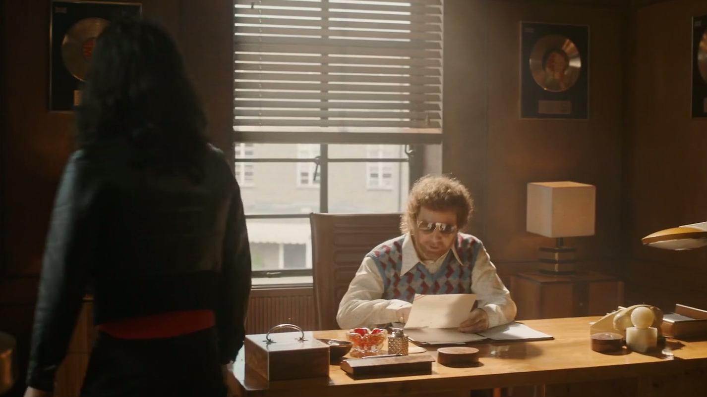 "It goes on forever, six bloody minutes! I pity your wife if you think ...