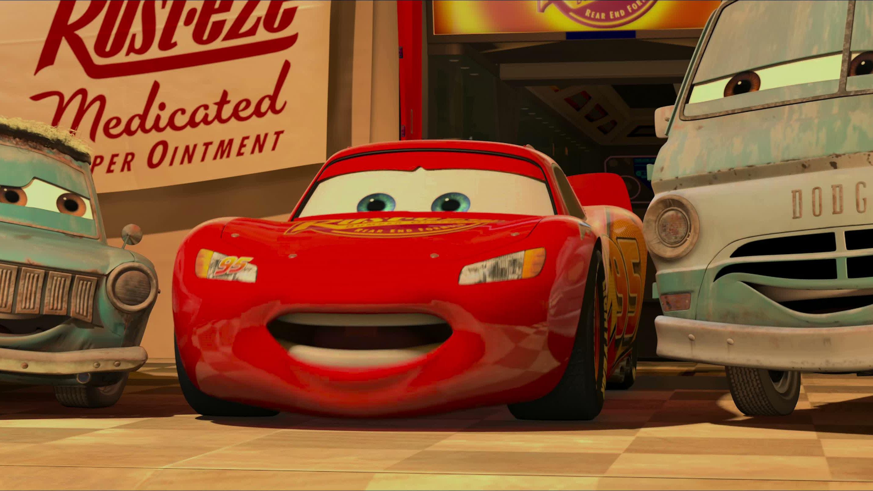 - Ladies and gentlemen,- Lightning McQueen! Free Bird! You know, the ...