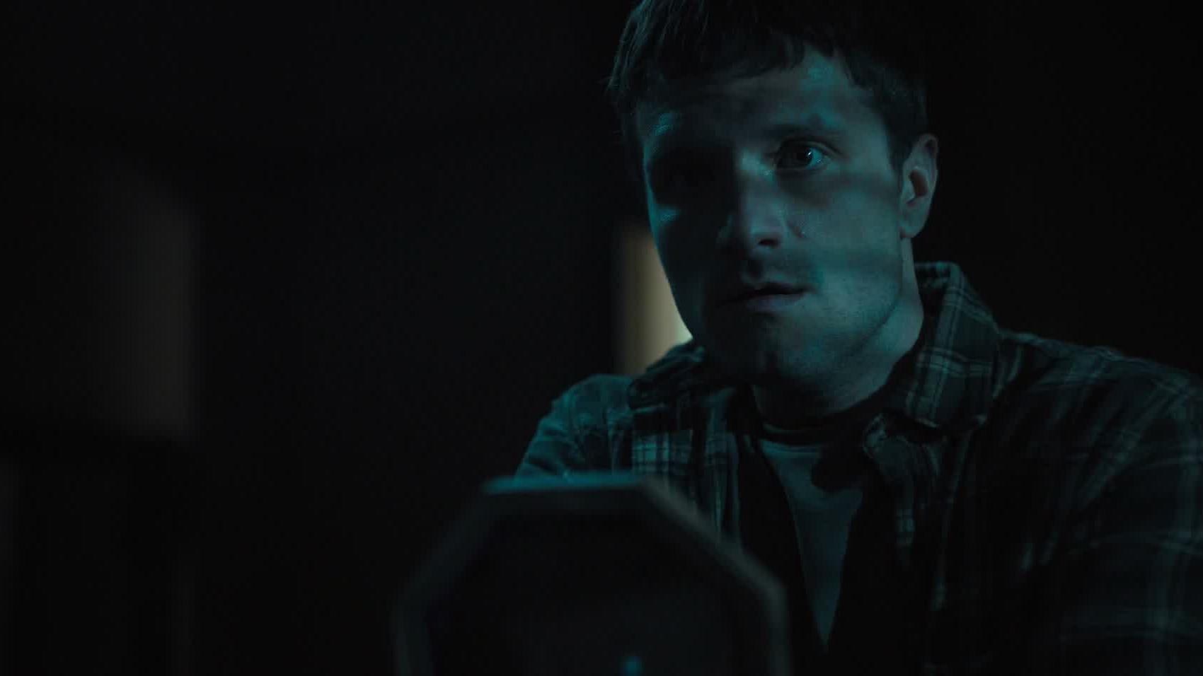 Mike.-Abby. Hey. -Are you okay?- I don't know what happened. I feel ...
