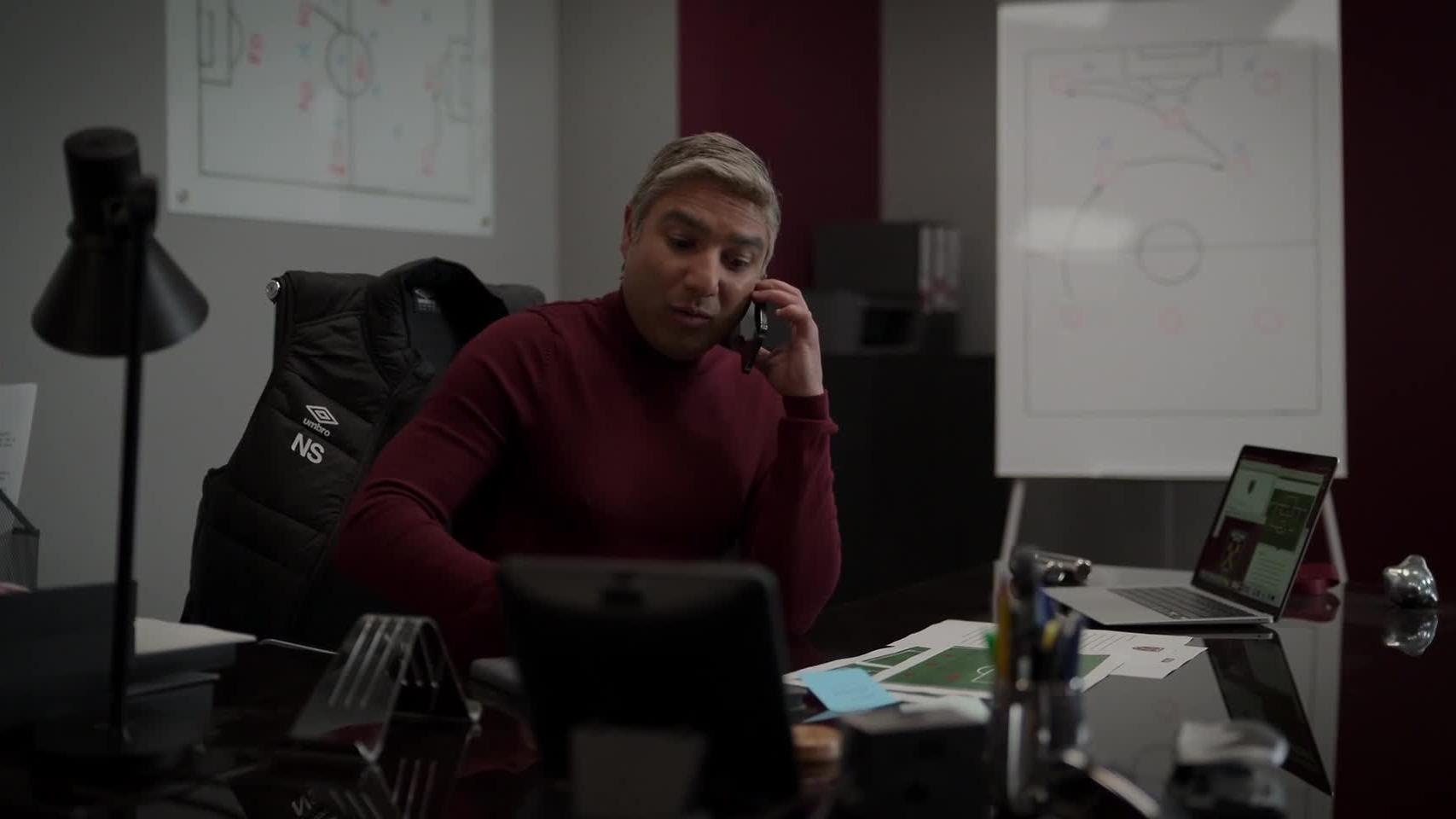 Oh, um, hello.Uh, I'm glad that I've caught you. It's, uh, Nathan ...