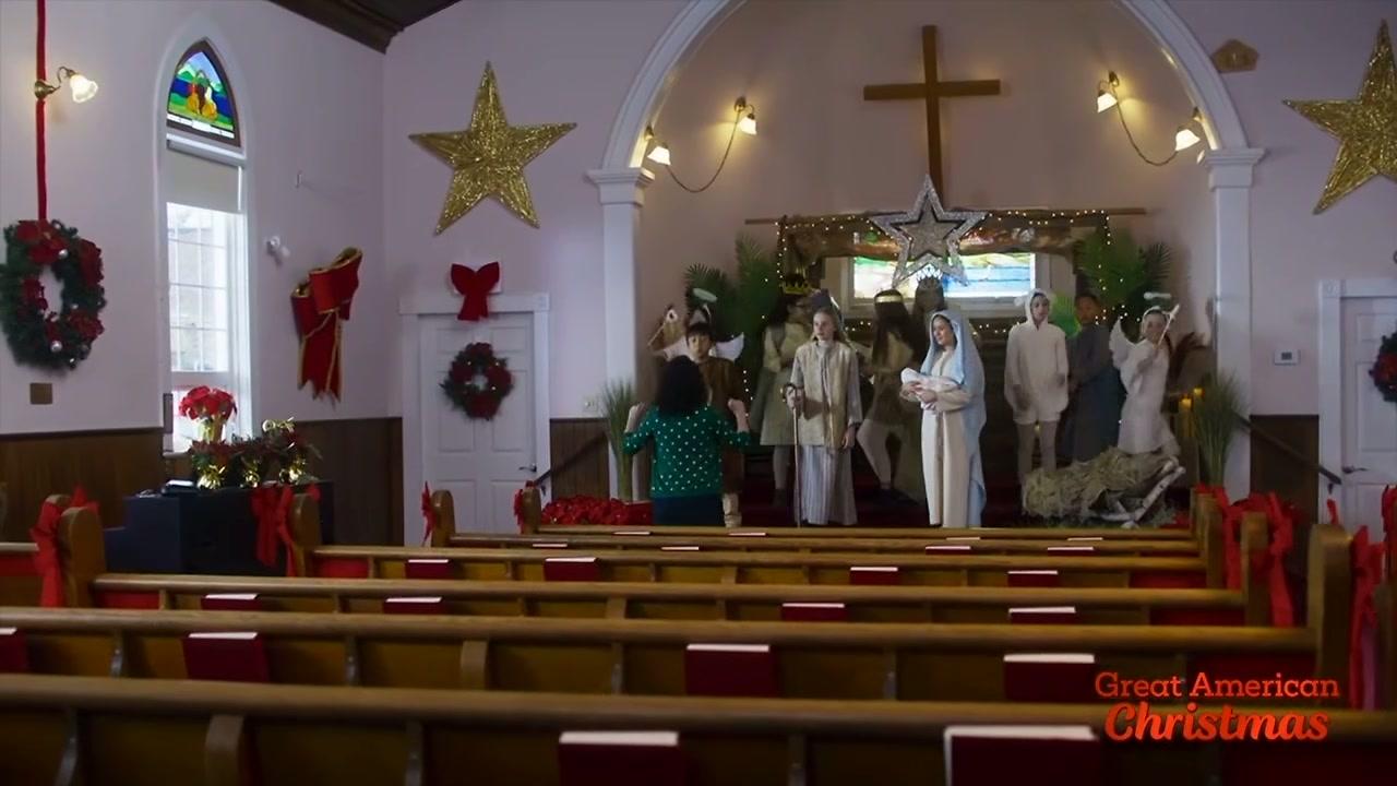 Okay, just before we sing"Away in a Manger", I'm going to get Maryto ...