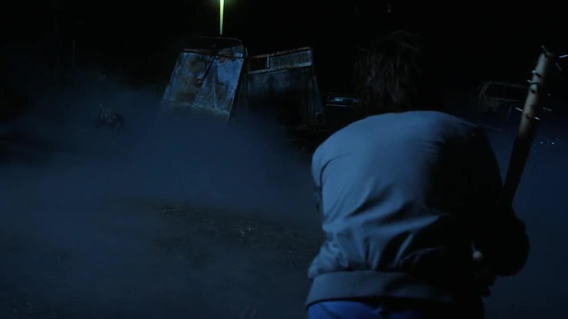 Steve, watch out! A little busy here! Three o'clock! Three o'clock ...