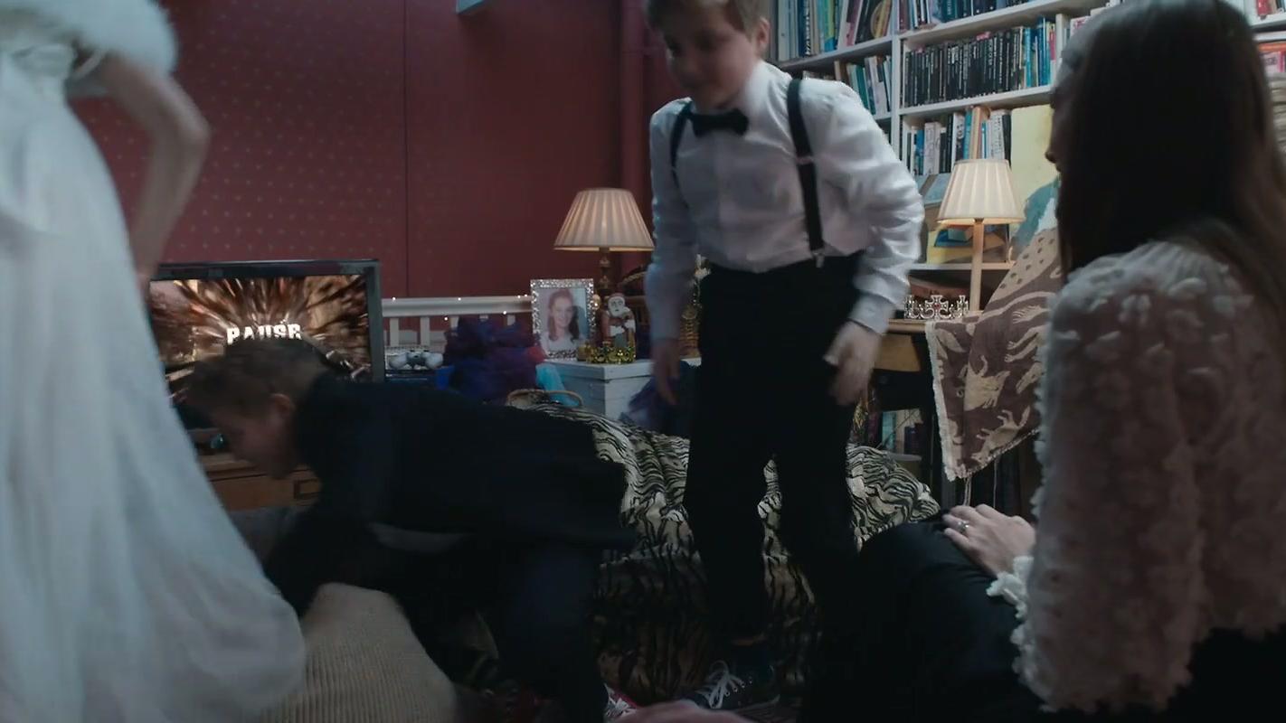 - Sticky toffee pudding!- Sticky toffee pudding! - Silent Night | Clip.Cafe