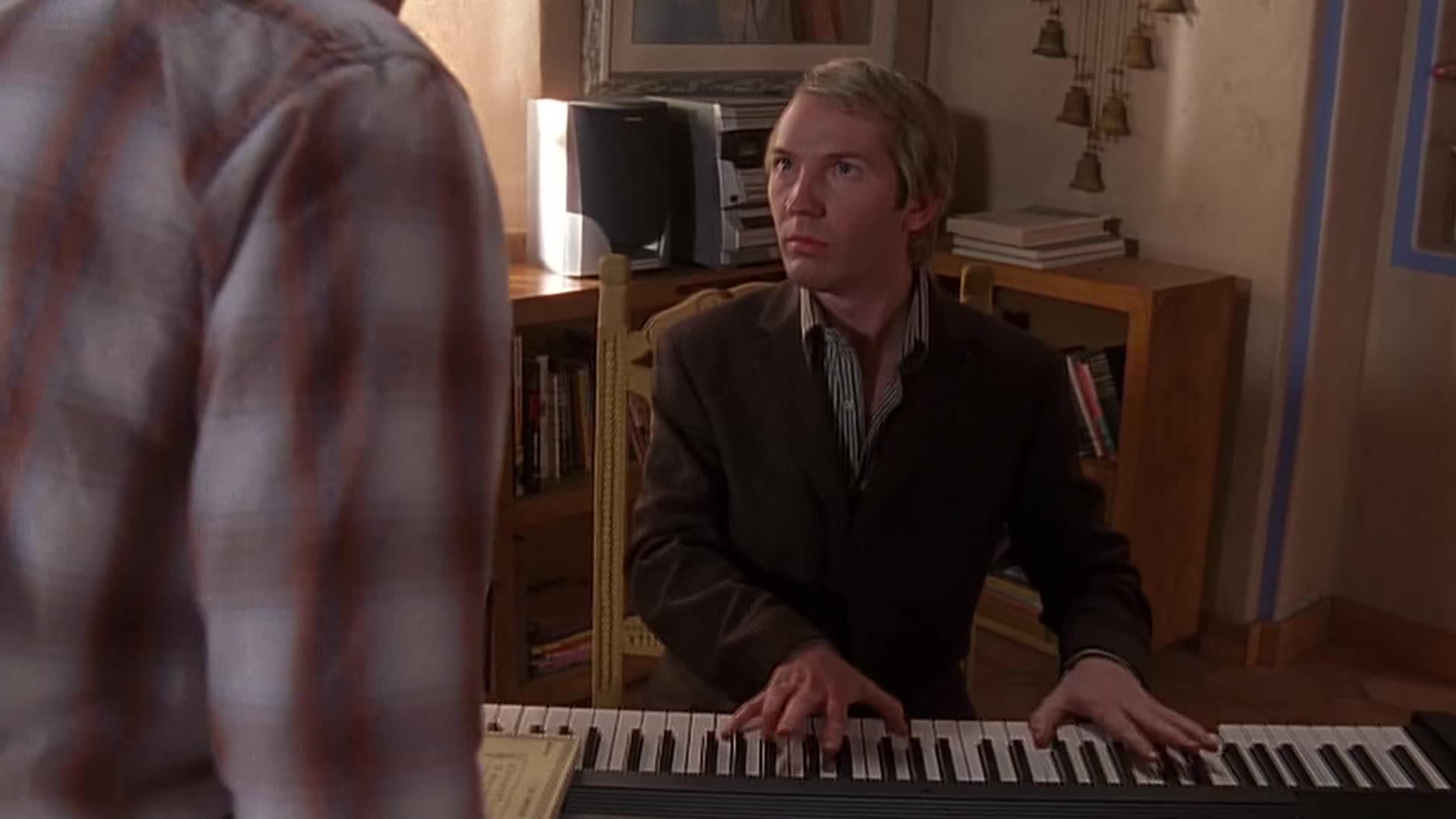 Stop playing! The end of the piano! The end of the piano! Just stop ...