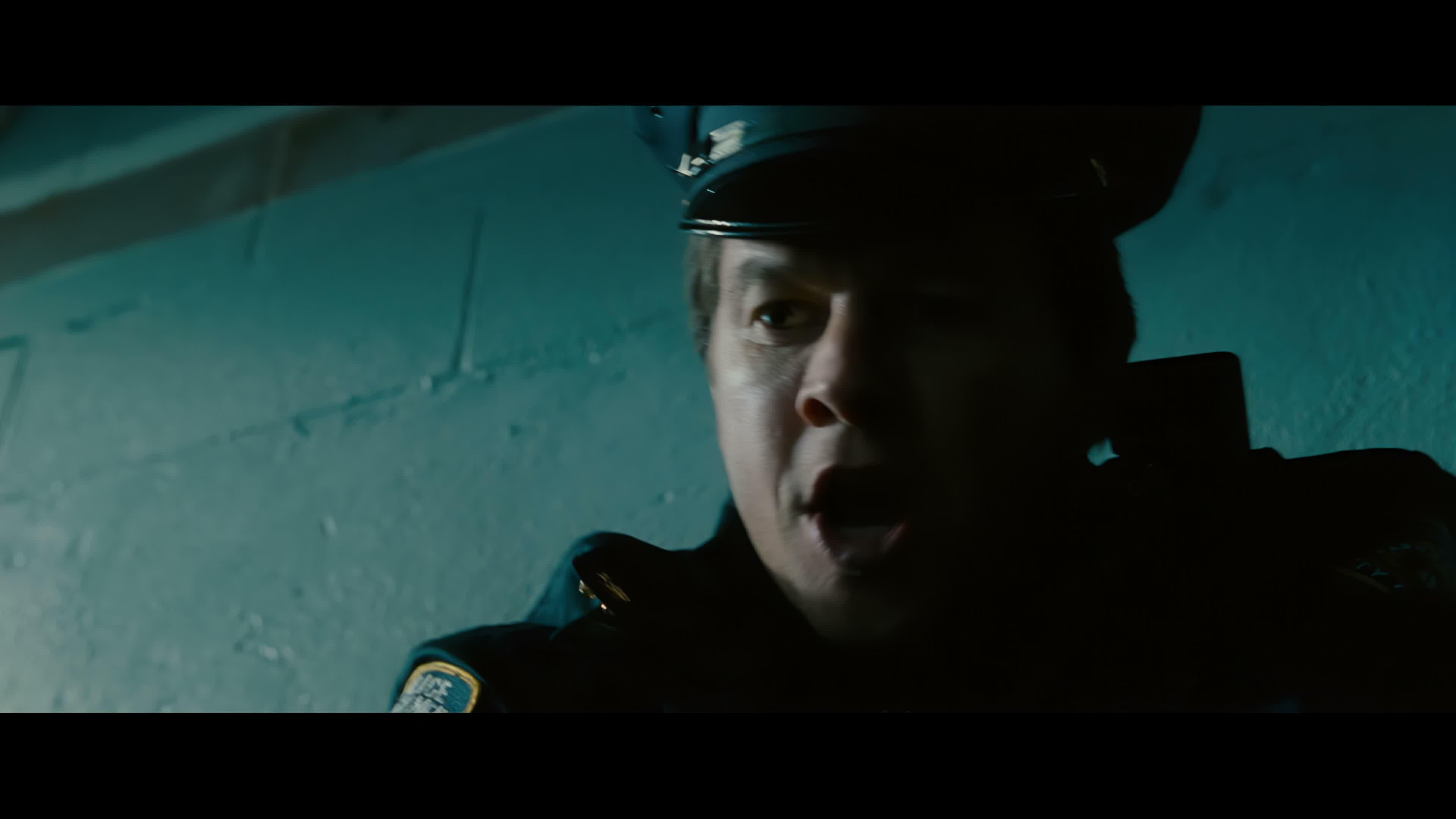 You dick! I'm Derek Jeter! You shot me! - The Other Guys | Clip.Cafe
