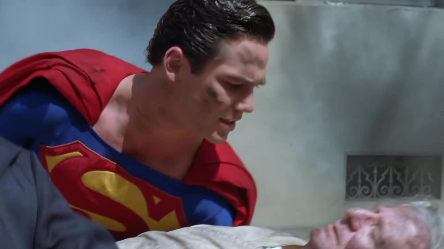 You'll be okay now.- Superman. (male #2)'You did a great job,Superman ...