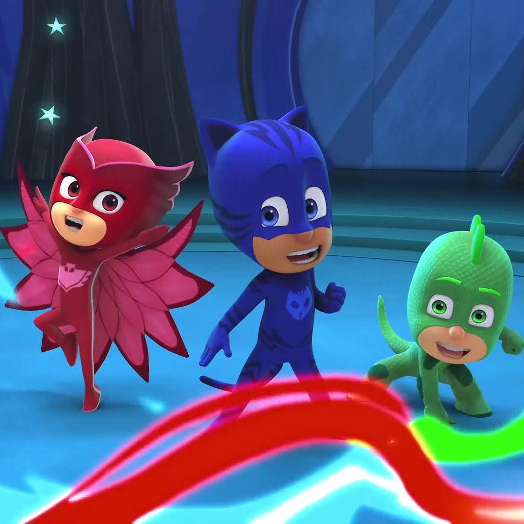 "The PJ Masks! OK, time to find Romeo. Cool chameleons!Let's take the ...