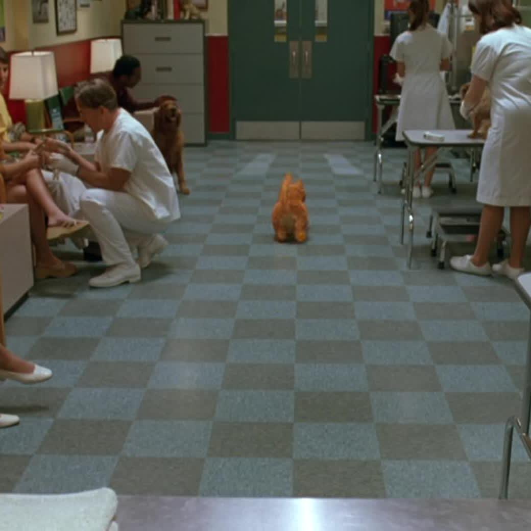 Garfield is leaving the building. - Garfield | Clip.Cafe