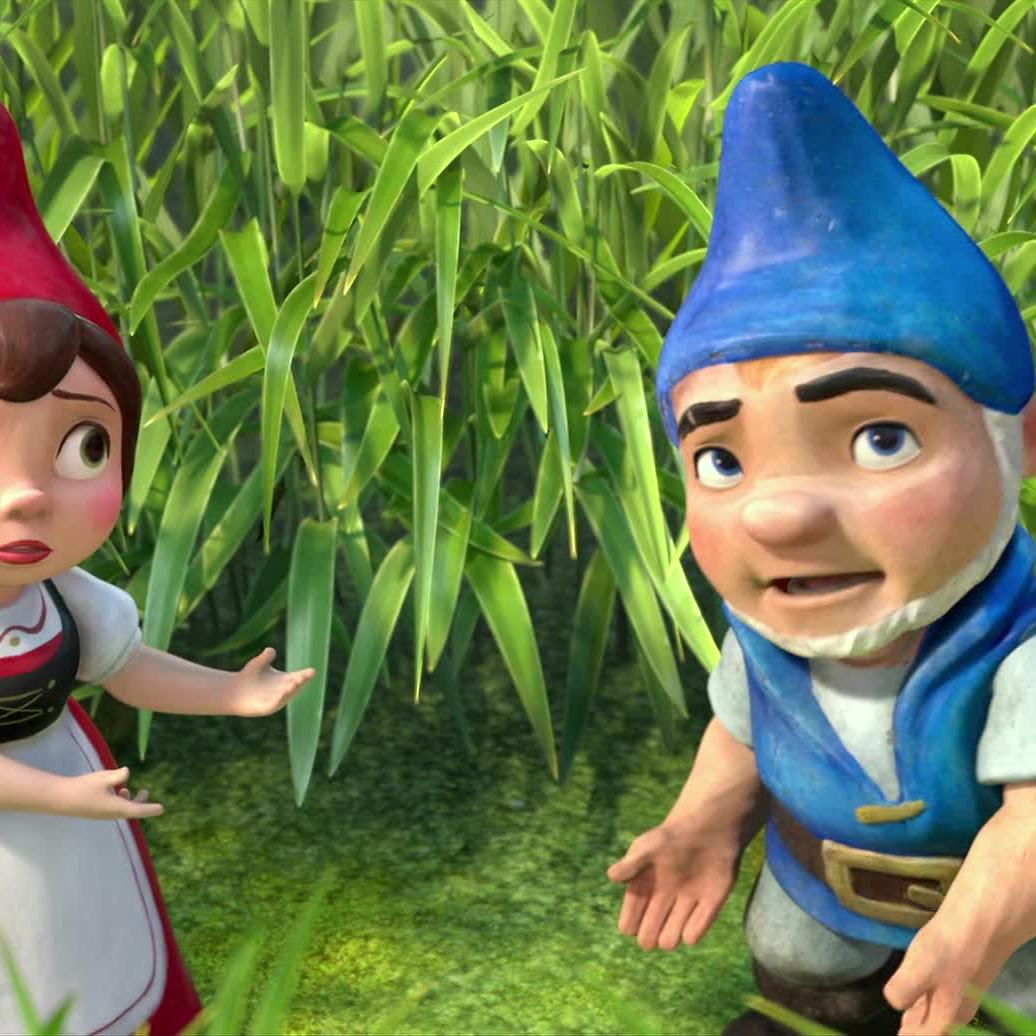 He's a Blue! She's a Red! And I'm Pink - who cares! - Gnomeo & Juliet ...